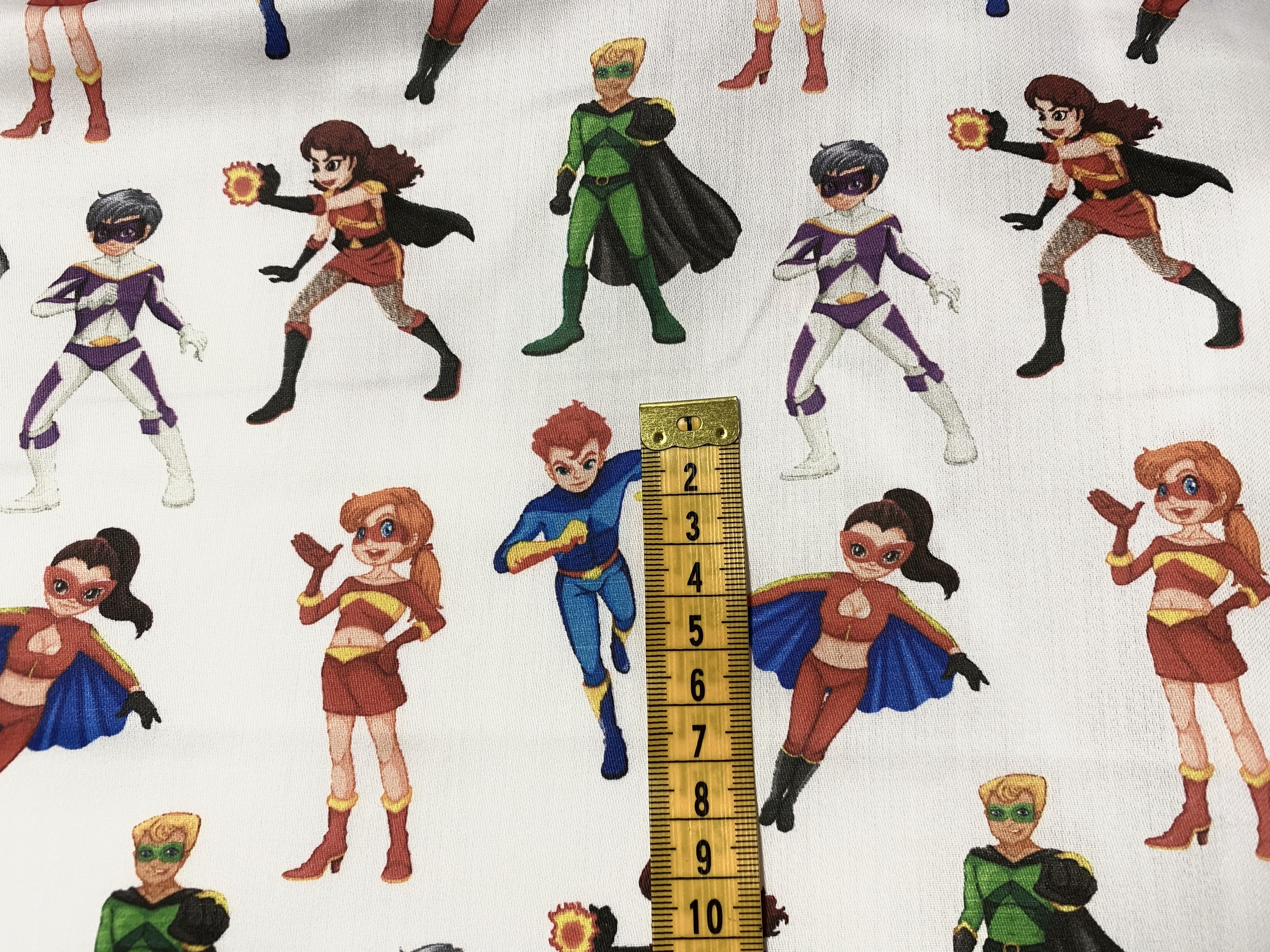 EUROSATEN SUPERHEROES - Telas Con Alma